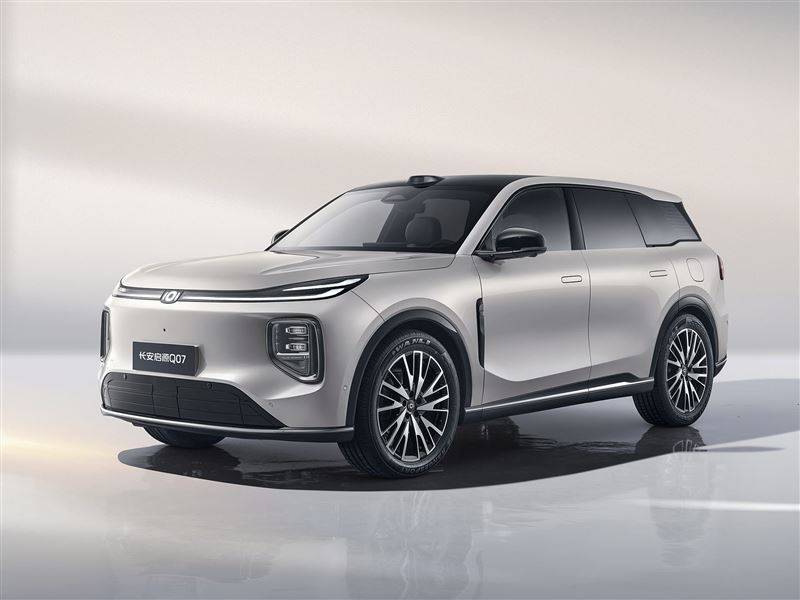 长安启源Q07销量爆发 比比亚迪宋L DM-i更值？_搜狐汽车_搜狐网