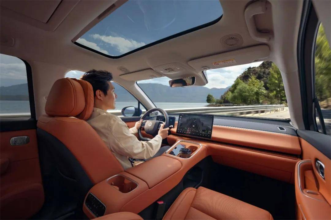 16.98万起，新增全新5座版，2026款零跑C16开启预售_搜狐汽车_搜狐网