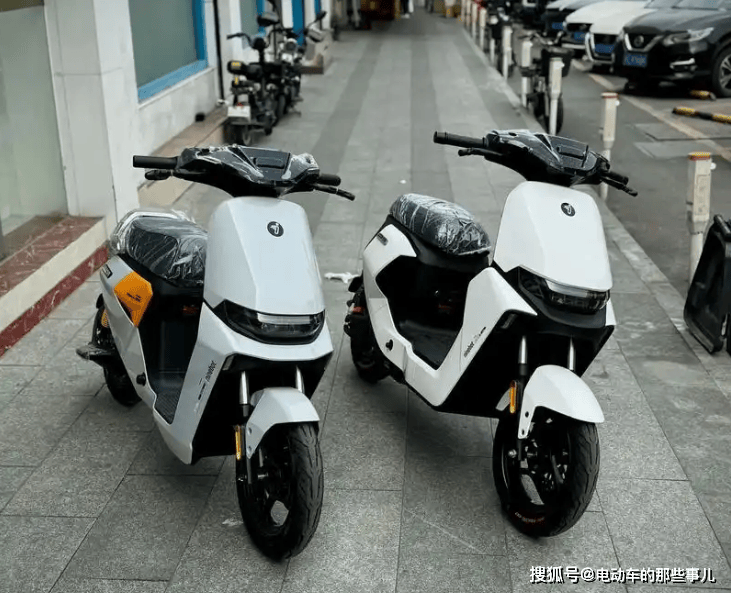 电动自行车天花板，九号远航家Mz110来了，电摩级配置续航百公里_搜狐汽车_搜狐网