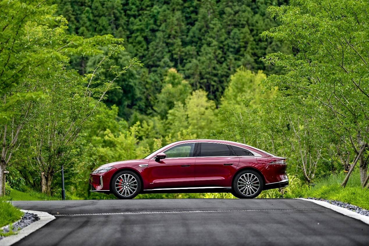 20万级“全球C级真旗舰” 风云A9L豪华价值体现在哪？_搜狐汽车_搜狐网