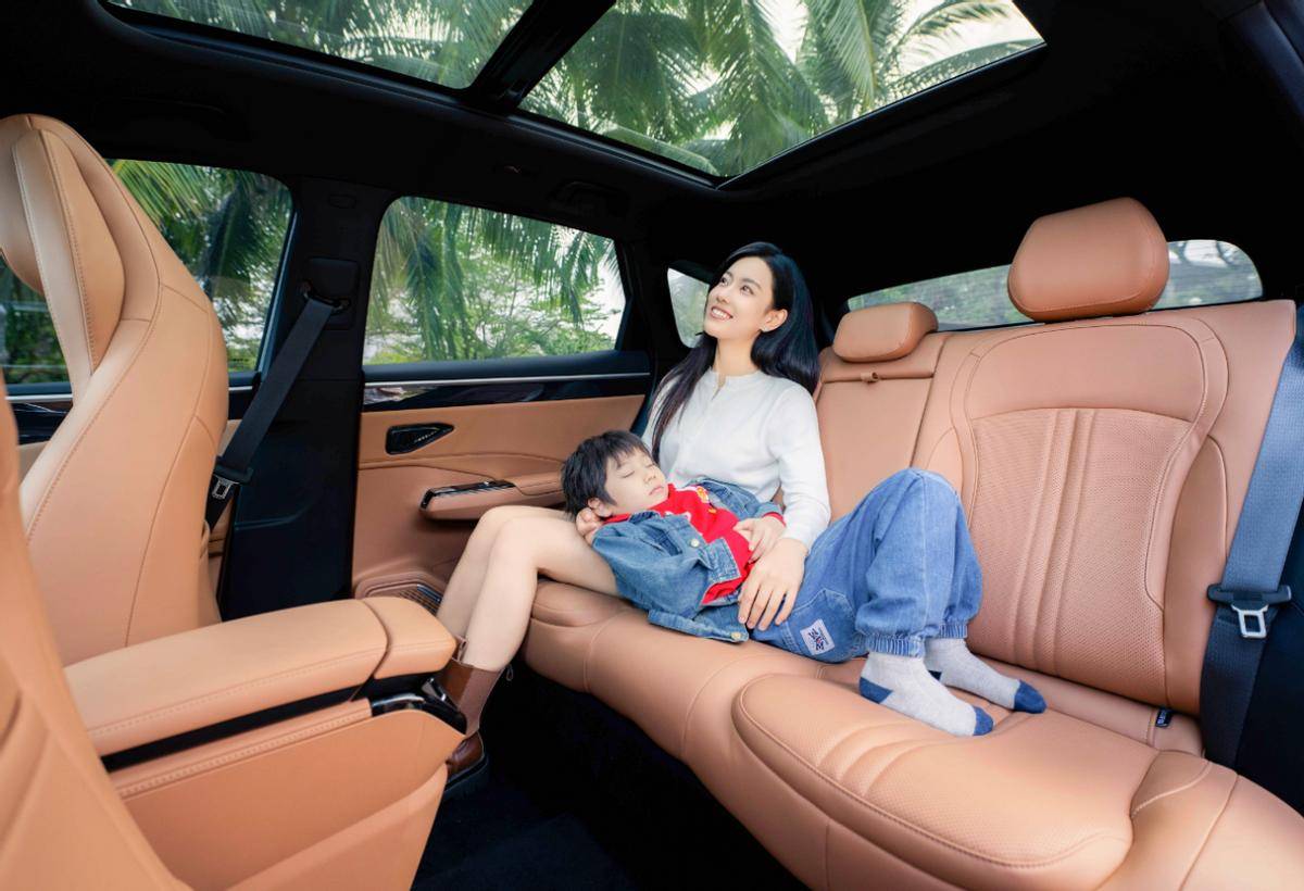 吉利银河6月销量破9万背后的硬核实力，银河L7 EM-i成市场黑马_搜狐汽车_搜狐网