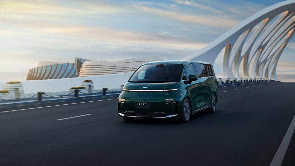 要买MPV的来看看，翼真L380对比腾势D9，谁才是30万最佳选择_搜狐汽车_搜狐网