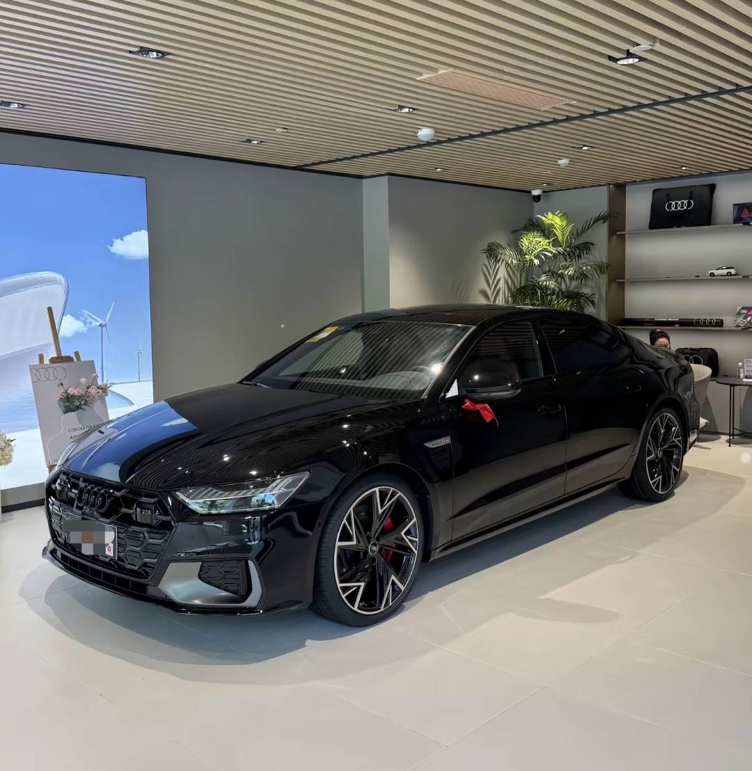 奥迪A7L降价到29万还是没人买 它和A6L到底差在哪 普通人看看就懂_搜狐汽车_搜狐网