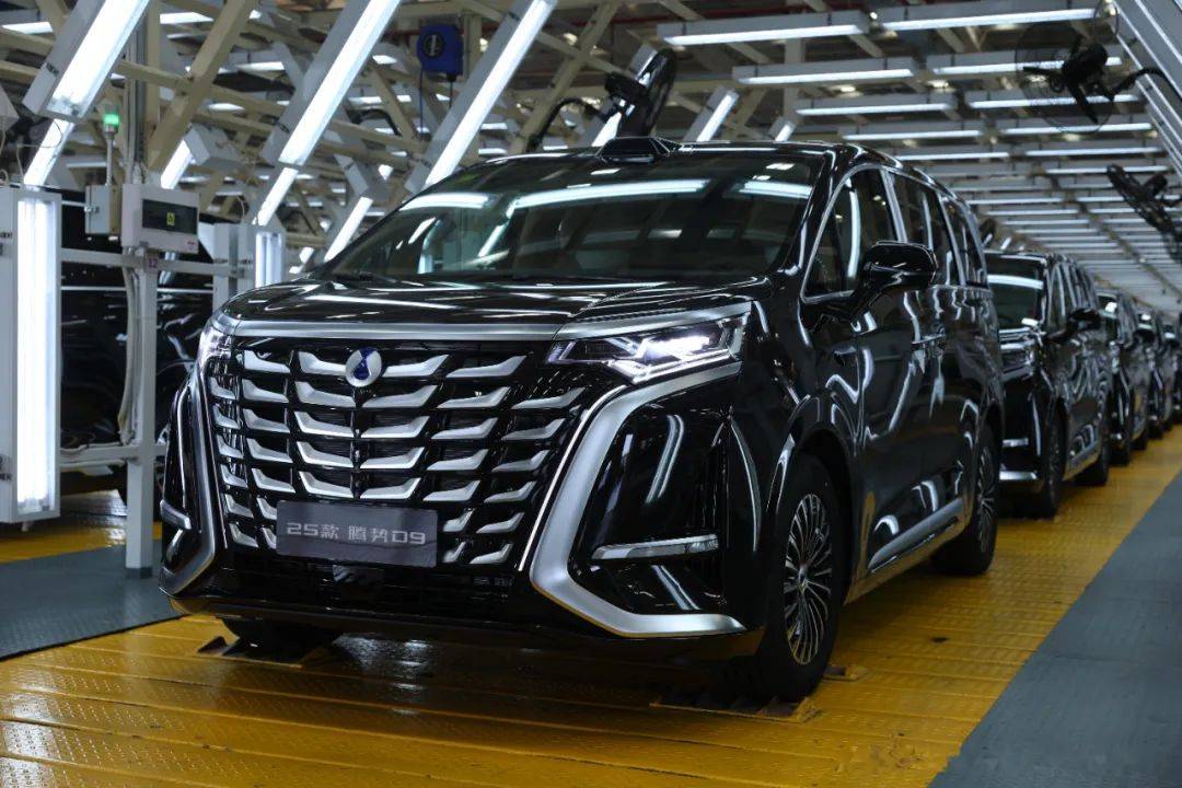 华为另造了一款M8 专门对付腾势D9_搜狐汽车_搜狐网