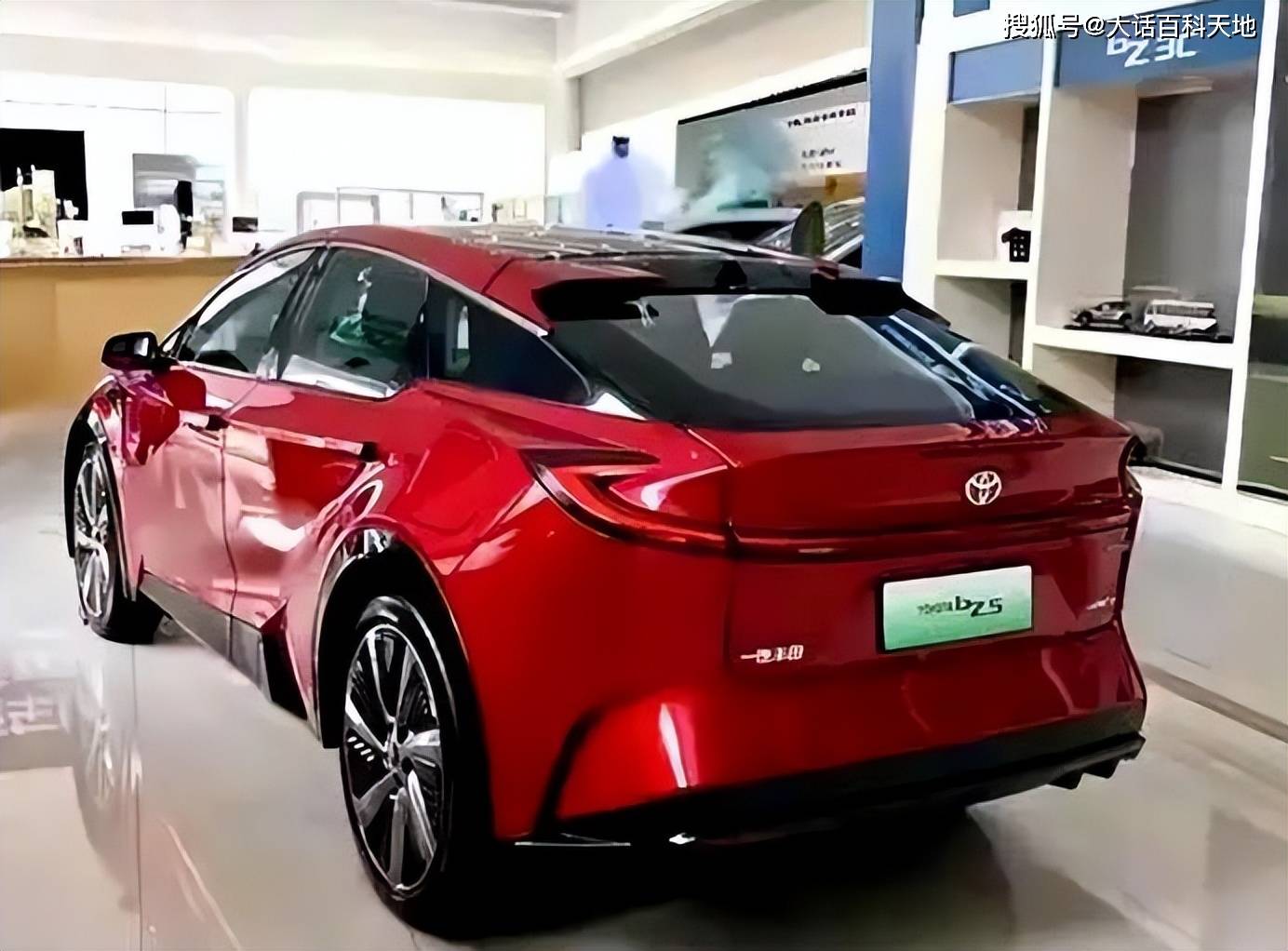 12.98元起，一汽丰田bZ5，直接“掀桌子”！_搜狐汽车_搜狐网