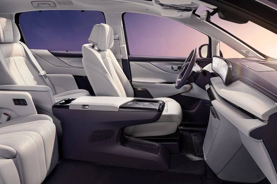 全新别克GL8陆尊正式上市，售价33.99-39.99万元_搜狐汽车_搜狐网