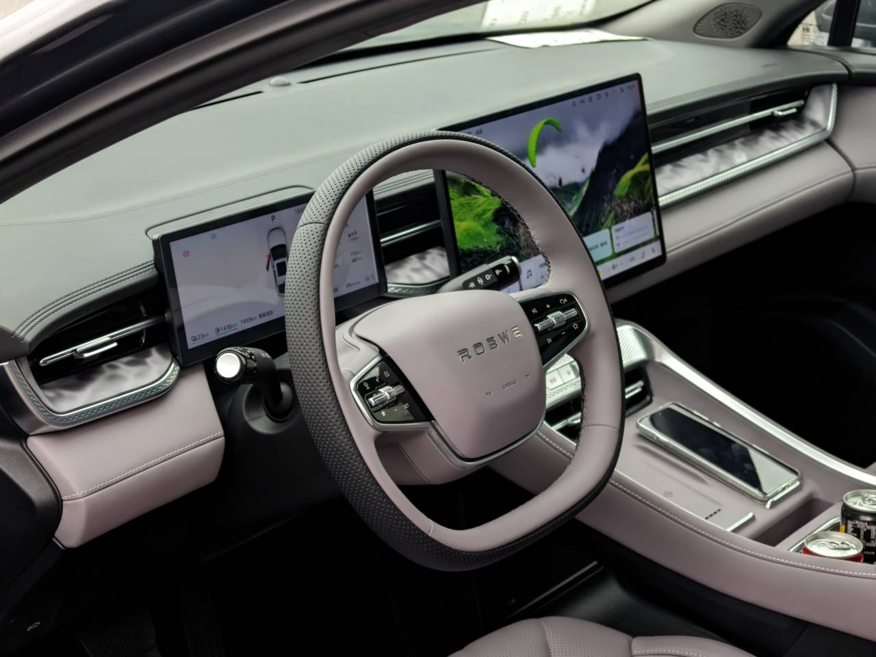 试驾荣威M7 DMH臻享版：10万元新标准，底盘成了意外之喜_搜狐汽车_搜狐网