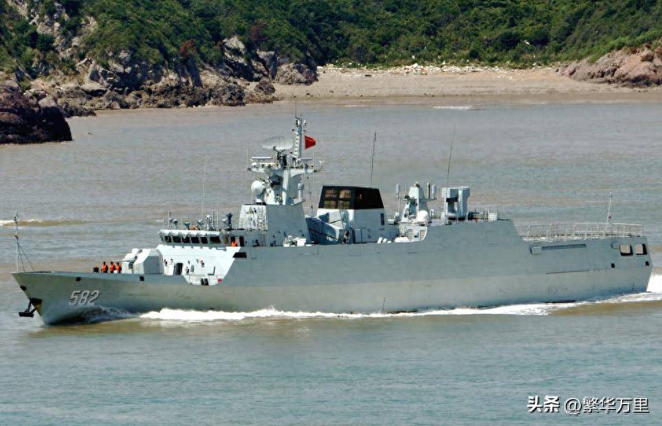 056C型护卫舰，1800吨级，对比现役056A型，到底有多强悍？_解放军海军_舰艇_系列