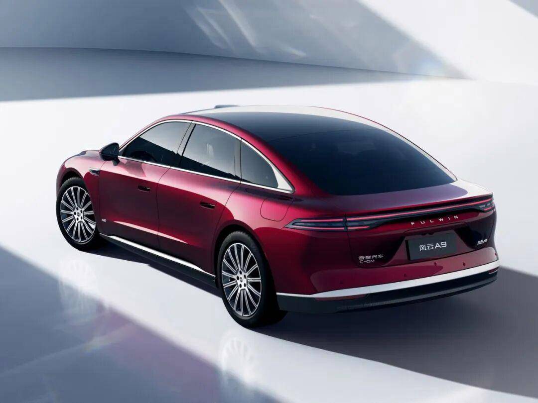 纯电260km无焦虑！奇瑞风云A9L，3米轴距大空间，前双叉臂底盘+高速智驾，13.99万起_搜狐汽车_搜狐网