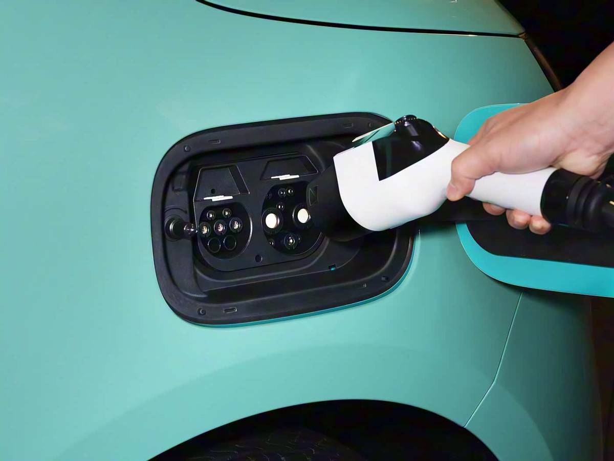 别搞错了，这才是五菱的“亲儿子”！它要革宏光MINIEV的命？_搜狐汽车_搜狐网