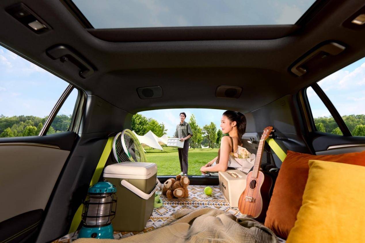 选首辆SUV要个性也要安全，10.06万起的领克06 Relive很契合_搜狐汽车_搜狐网