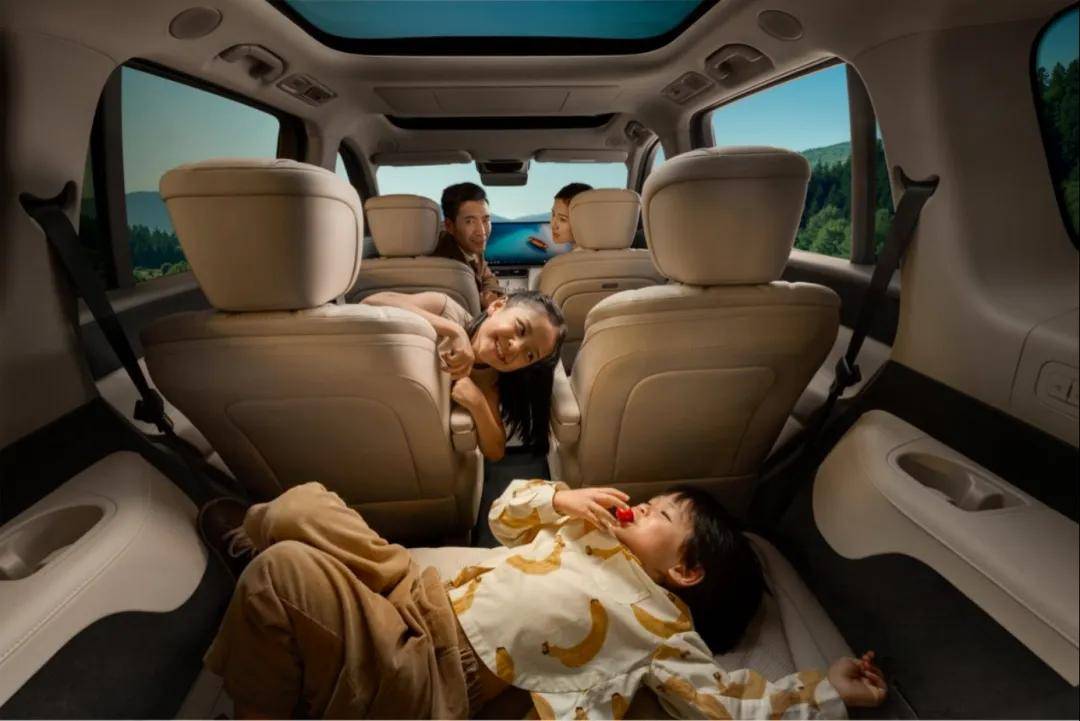 智享大六座旗舰SUV风云T11全球上市，限时抢鲜价17.99万元起！_搜狐汽车_搜狐网