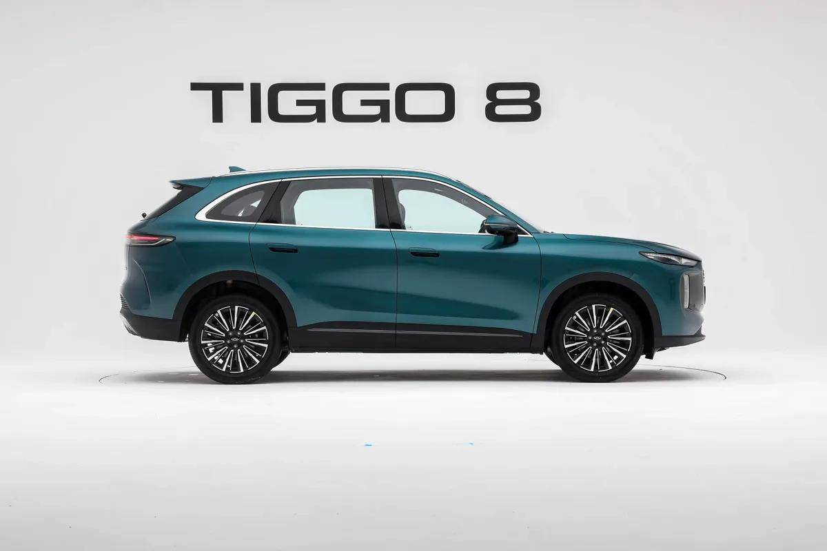 10.59万起！第五代瑞虎8开启预售，双前脸设计+2825mm轴距_搜狐汽车_搜狐网