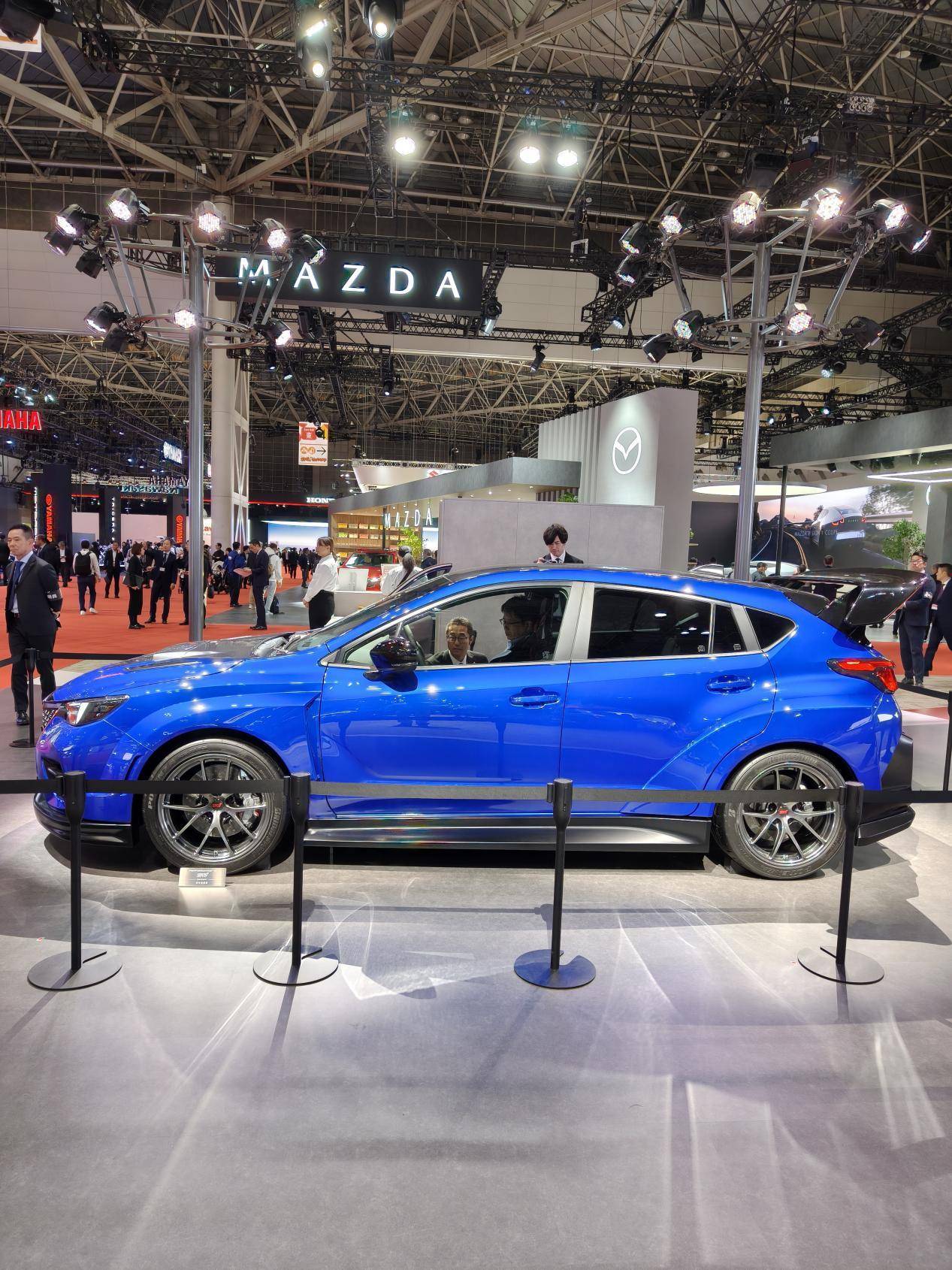 实拍斯巴鲁PERFORMANCE-B STI概念车：传奇可以复活，量产成本不低_搜狐汽车_搜狐网