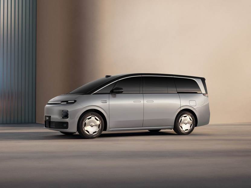 零跑十年双旗舰发布：D19与D99重塑30万级豪华出行新标杆_搜狐汽车_搜狐网