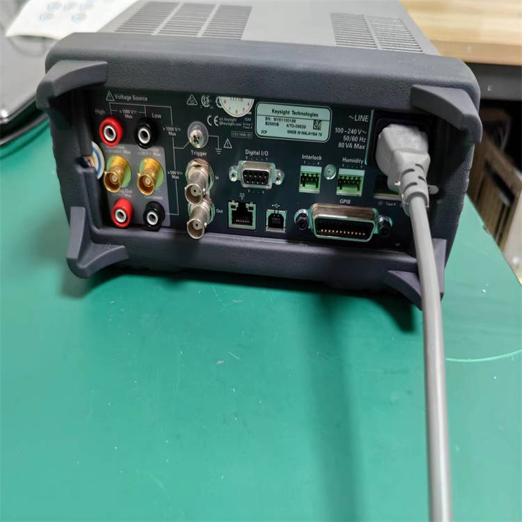 KEYSIGHT B2985B静电计/高阻计0.01fa测试图形界面_手机搜狐网