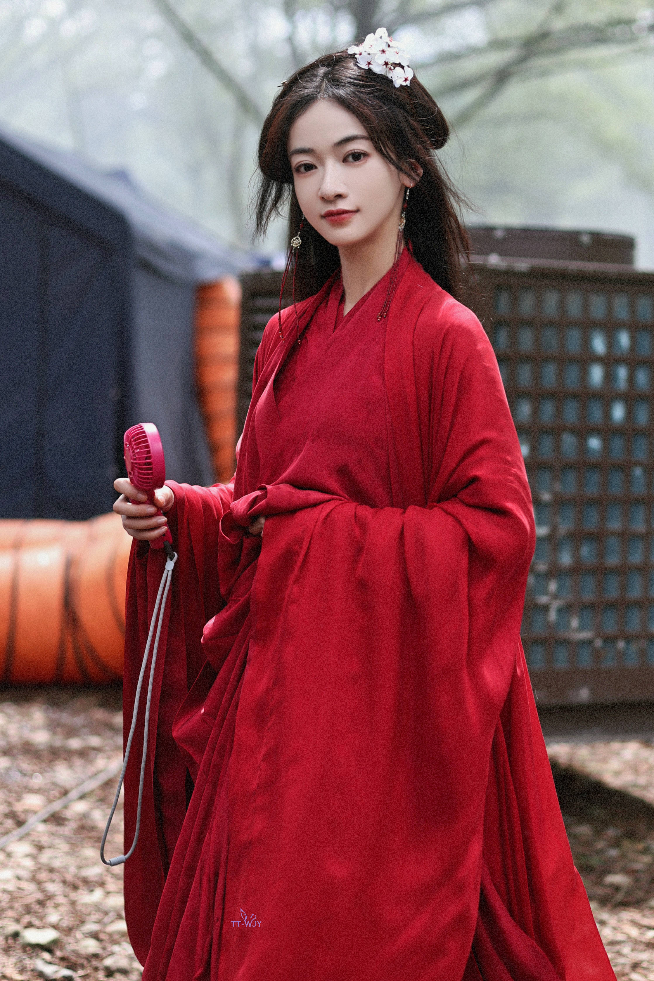 吴谨言穿红色古装英姿飒爽 气质清冷高傲仙气十足-搜狐大视野-搜狐新闻