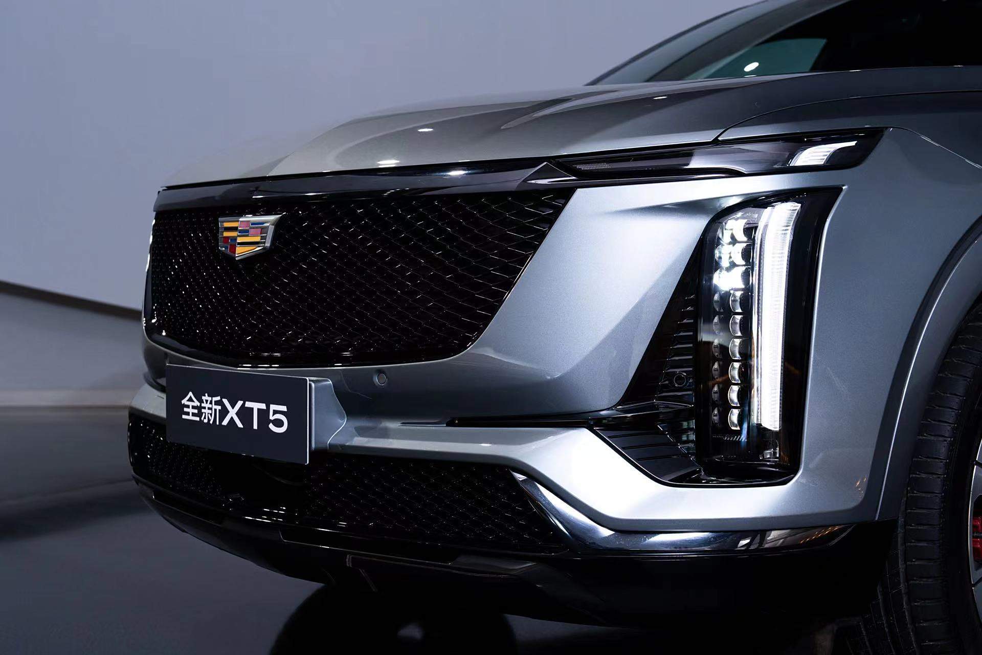 好饭不怕晚？全新凯迪拉克XT5实车现身，尺寸全面提升/近期亮相_搜狐汽车_搜狐网