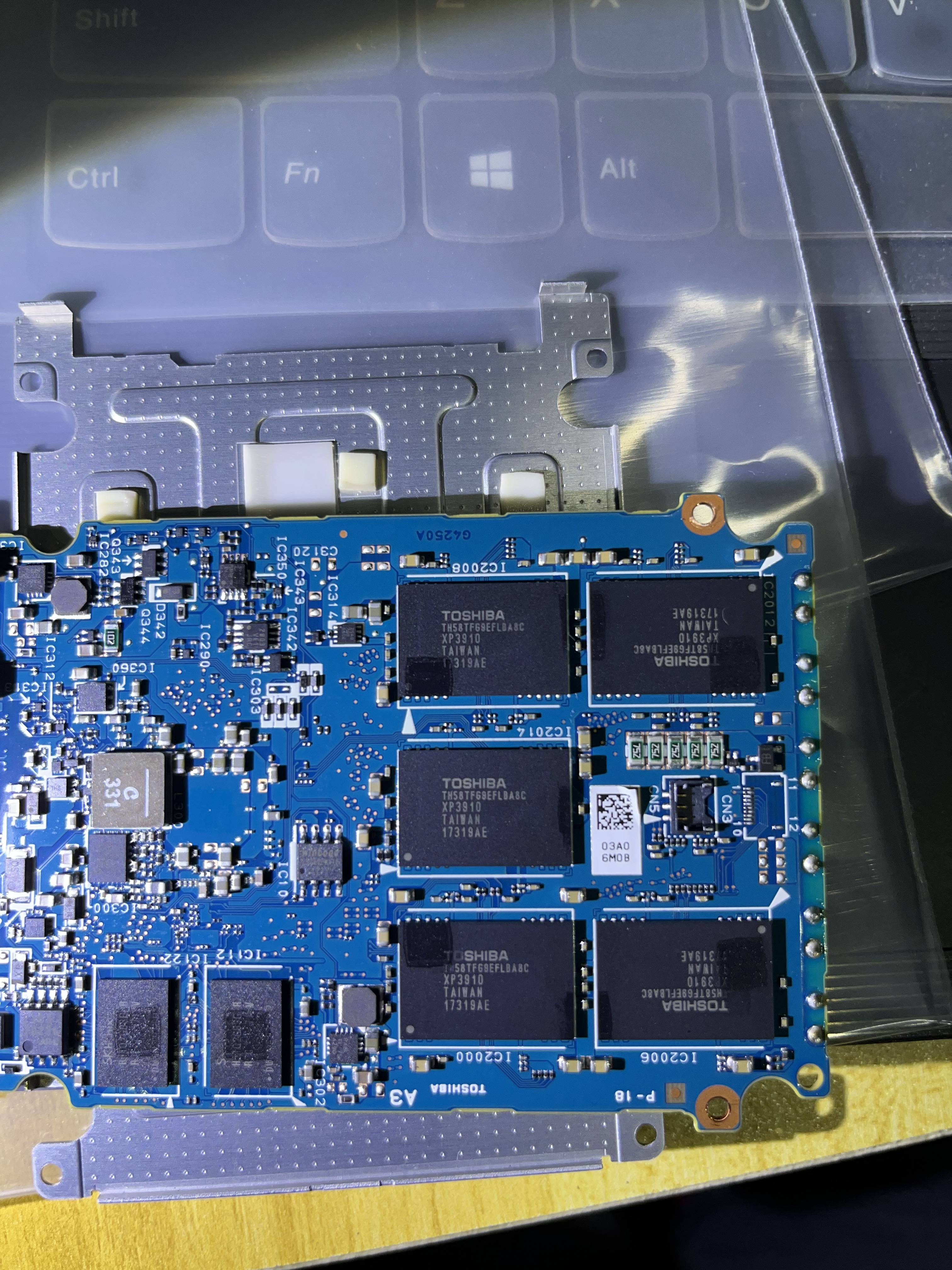 TH58TFT2T23BAEG东芝闪存与TH58TGT3V23BB8N_存储_数据_技术