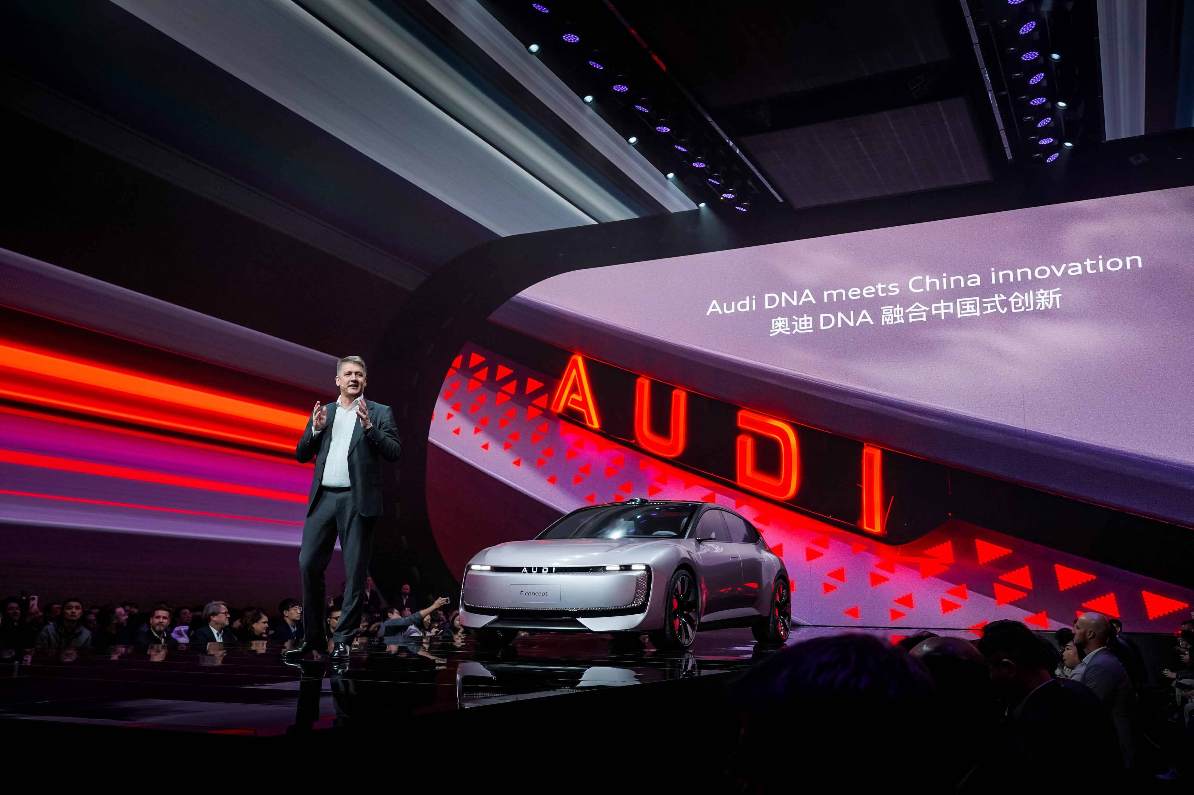 上汽奥迪发布全新电动品牌AUDI，并亮相概念车，2025年上市_搜狐汽车_搜狐网