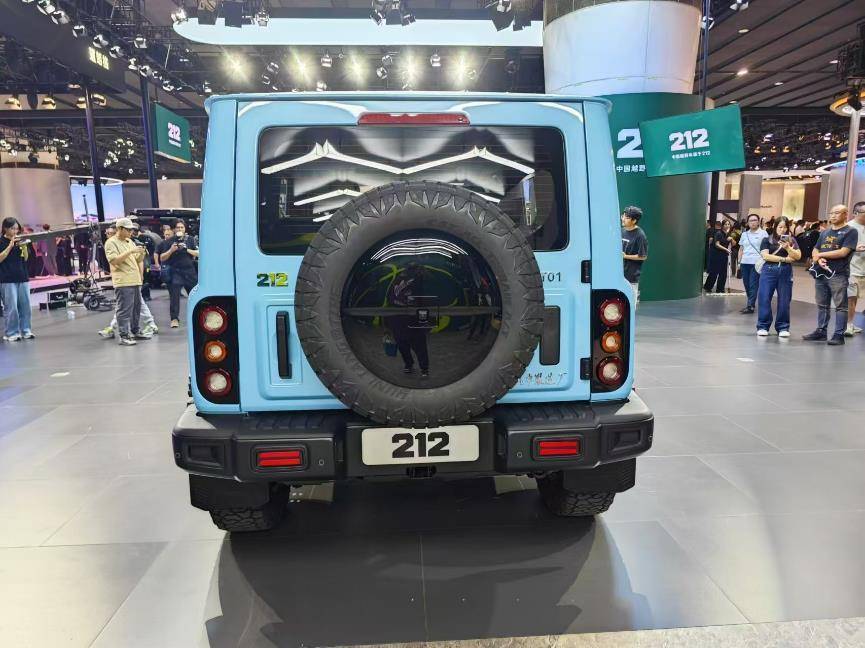 212越野车T01长风亮相广州车展，硬派风格升级，售价18.88万元引关注！_搜狐汽车_搜狐网