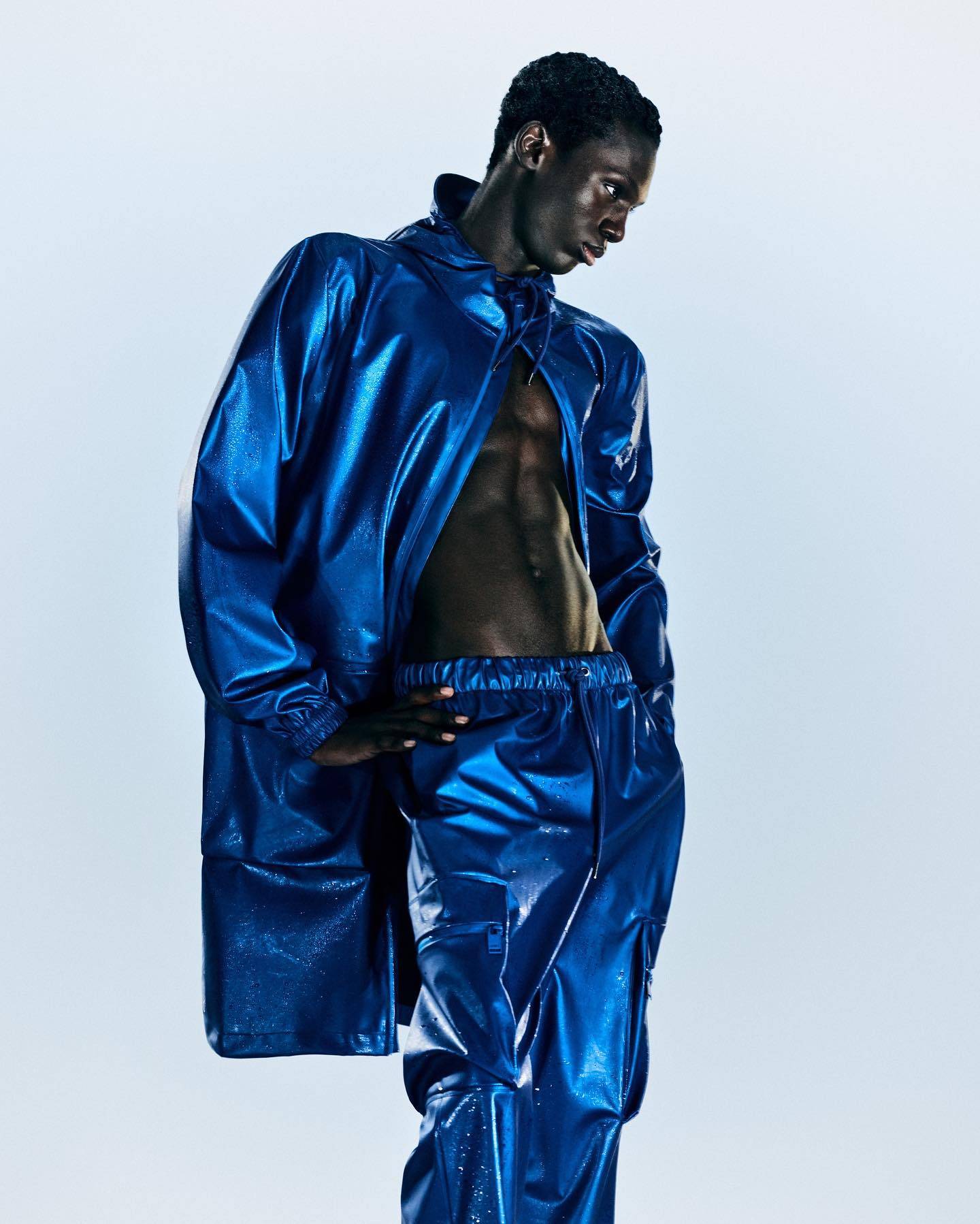 比伯、碧梨上身同款！这一丹麦品牌为什么是秋冬首选？_Lotko_功能性_设计的