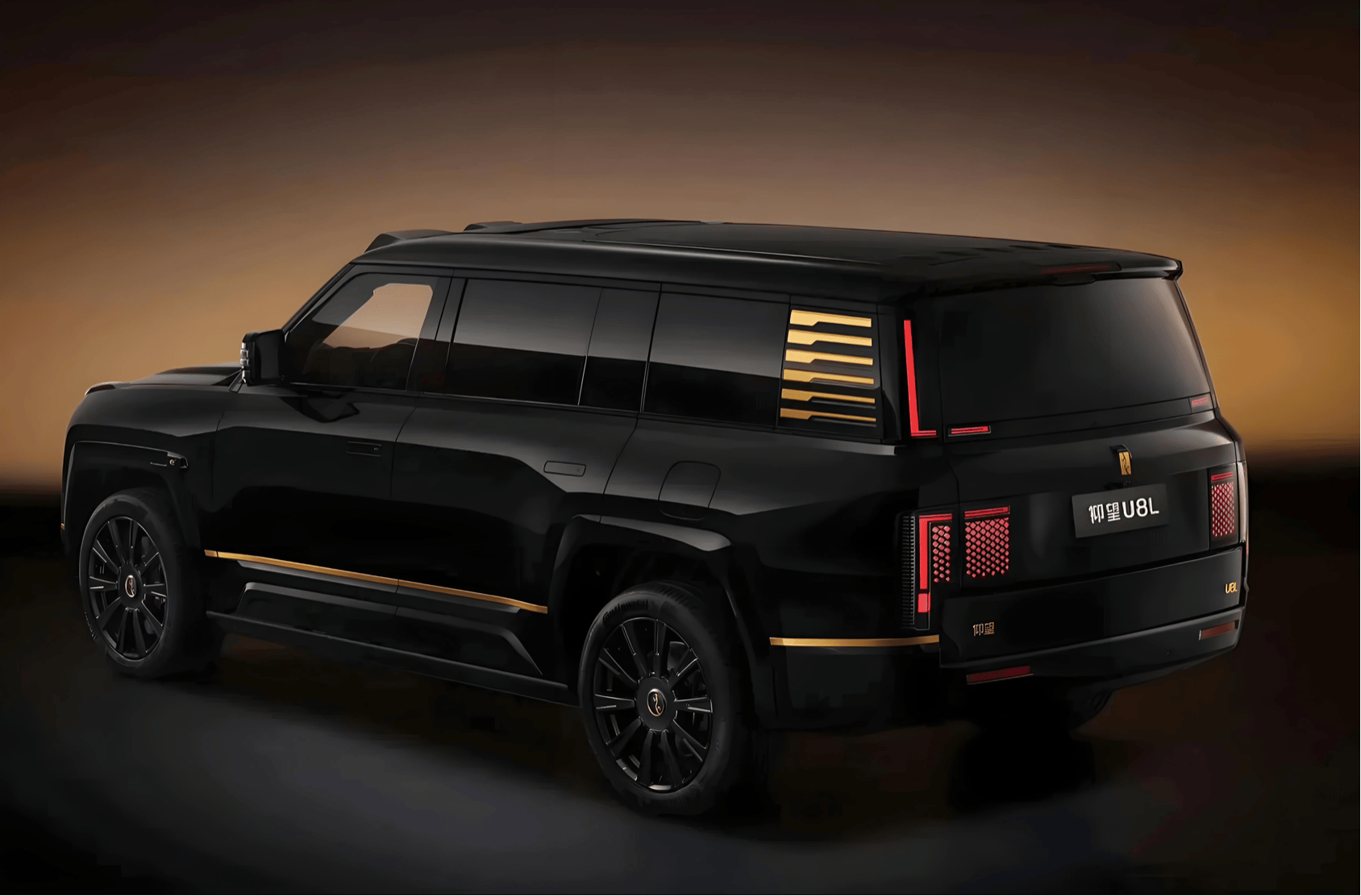 行政豪华SUV仰望U8L鼎世版正式上市，售价128万元起_搜狐汽车_搜狐网