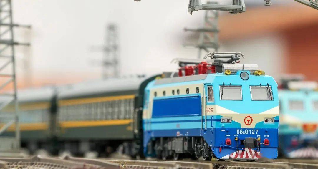 中车文创与长鸣联合开发的首款火车模型SS8上线，被抢购一空_搜狐汽车_搜狐网