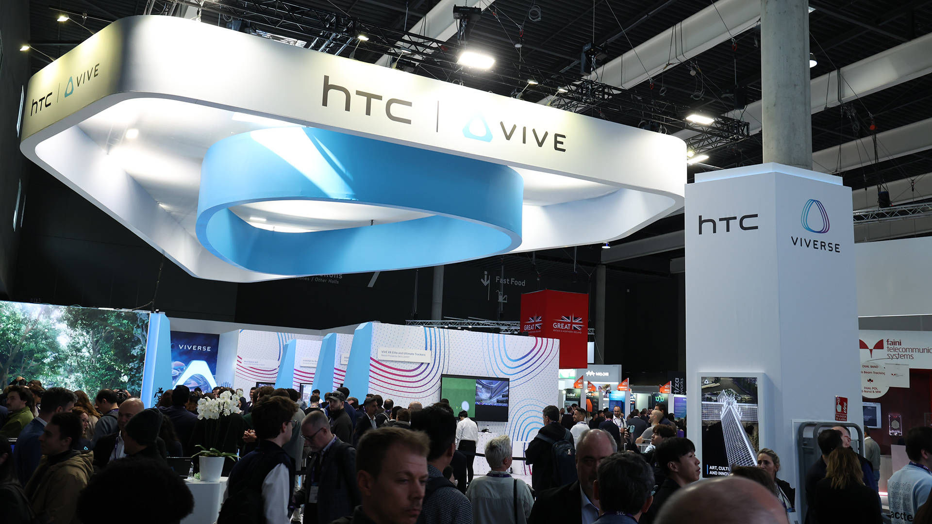 MWC 2024：HTC展台直击 用创新引领XR行业生态