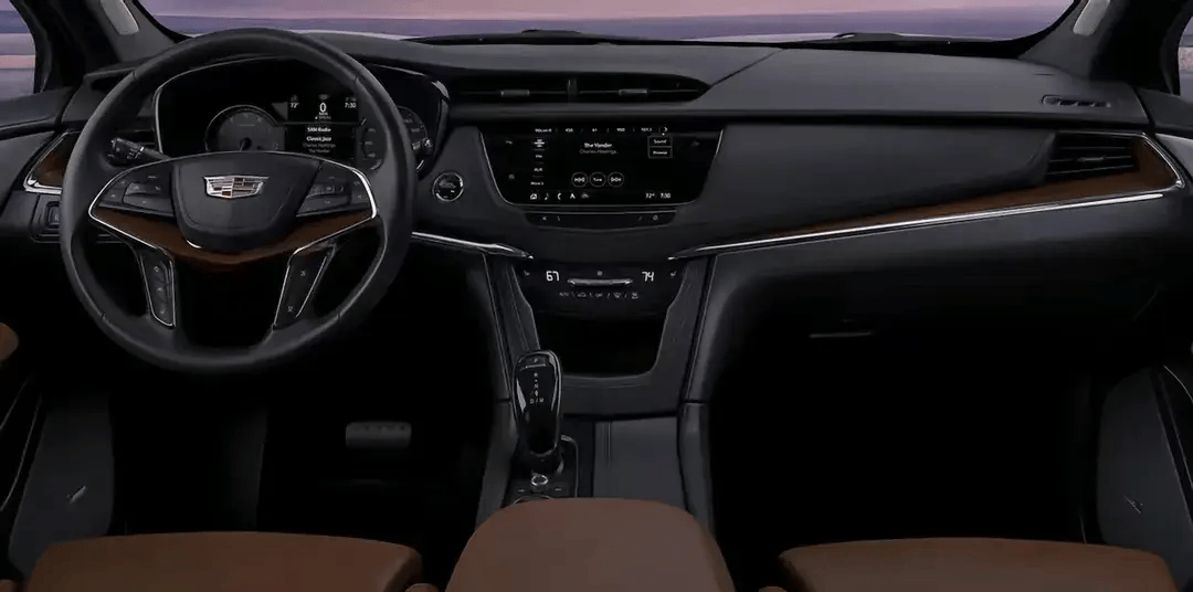 2024款凯迪拉克XT6海外亮相，配V6+9AT，外观很“扎眼”！_搜狐汽车_搜狐网