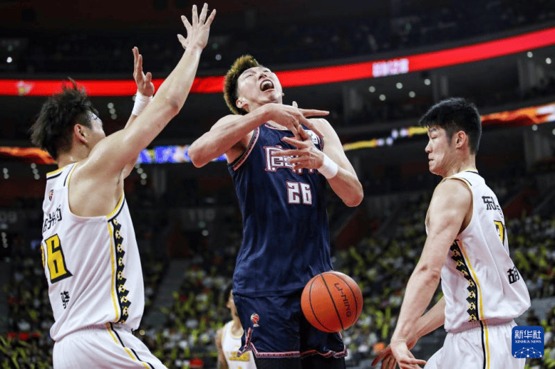 CBA季后赛 | 辽粤大战G2 周琦复出任骏飞继续缺阵_决赛_比赛_广东