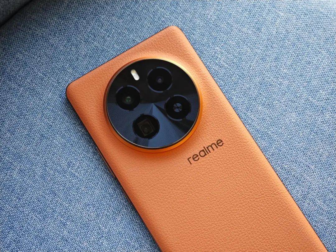 真我GT5 Pro推送realme UI 5.0“尝鲜版”：动效大升级_应用_系统_游戏