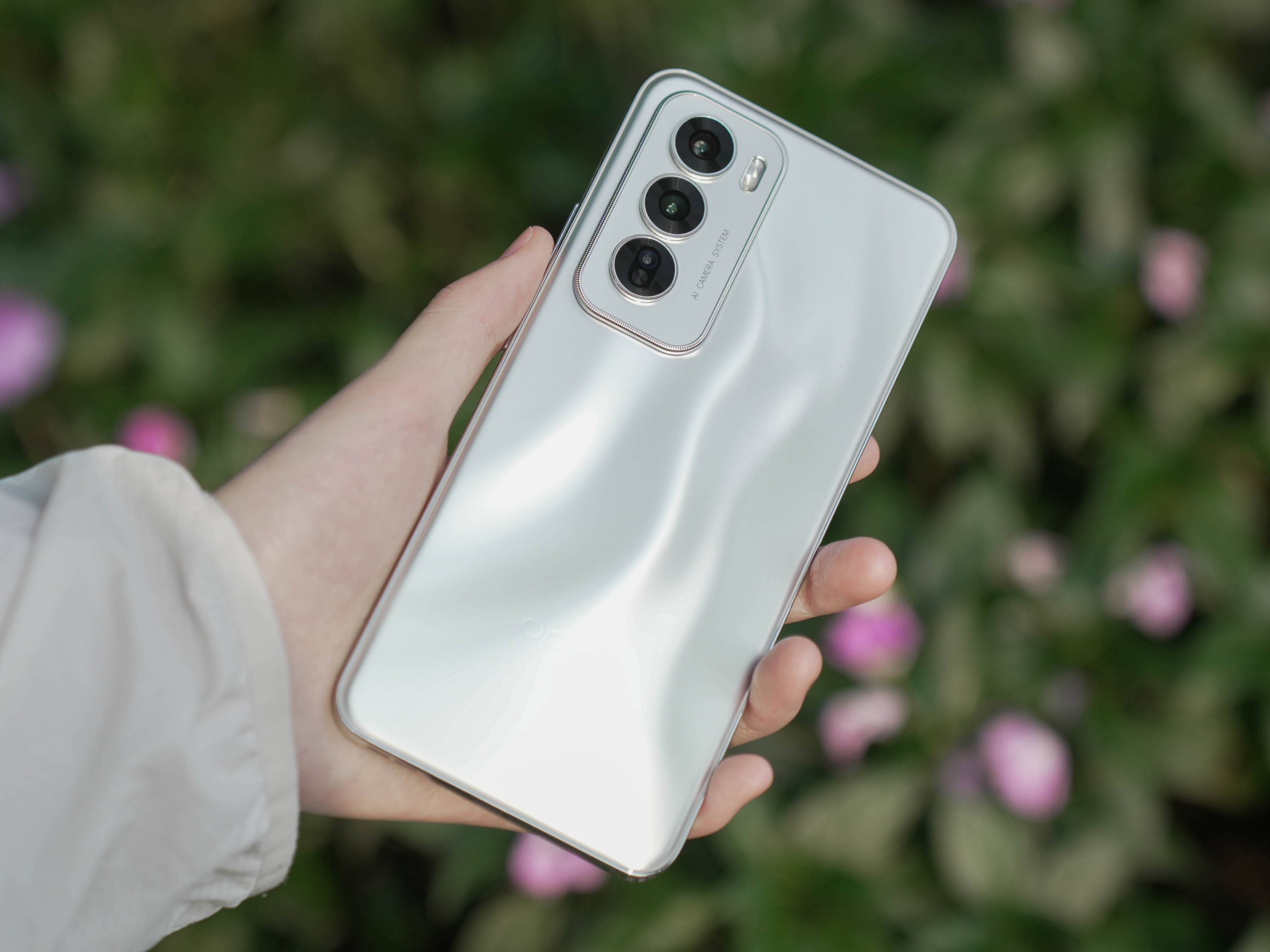 年轻人潮流之选：不仅颜值至上，体验也要拉满！_vivo_Reno_配置