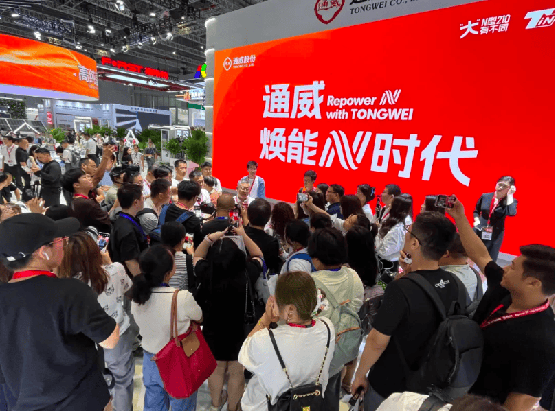 对话通威首席技术官邢国强：光伏行业正快速巨变，公司年底TOPCon产能超100GW_组件