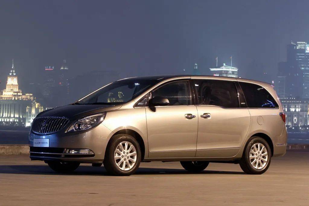 来自上海通用的胖头鱼，二代GL8模型试玩_搜狐汽车_搜狐网