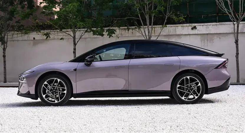 小鹏P7+空间智驾显实力，20.98万价格引关注！_搜狐汽车_搜狐网