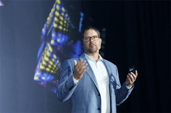 Intel、AMD史无前例联合捍卫x86！Arm：一点不担心_Bergey_Chris_合作