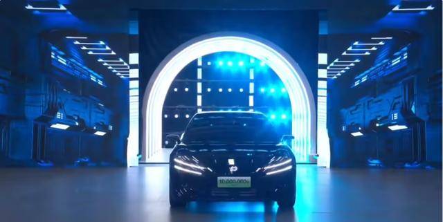 售价33.48万元起！腾势 Z9成为比亚迪1000万辆下线新能源车型！_搜狐汽车_搜狐网