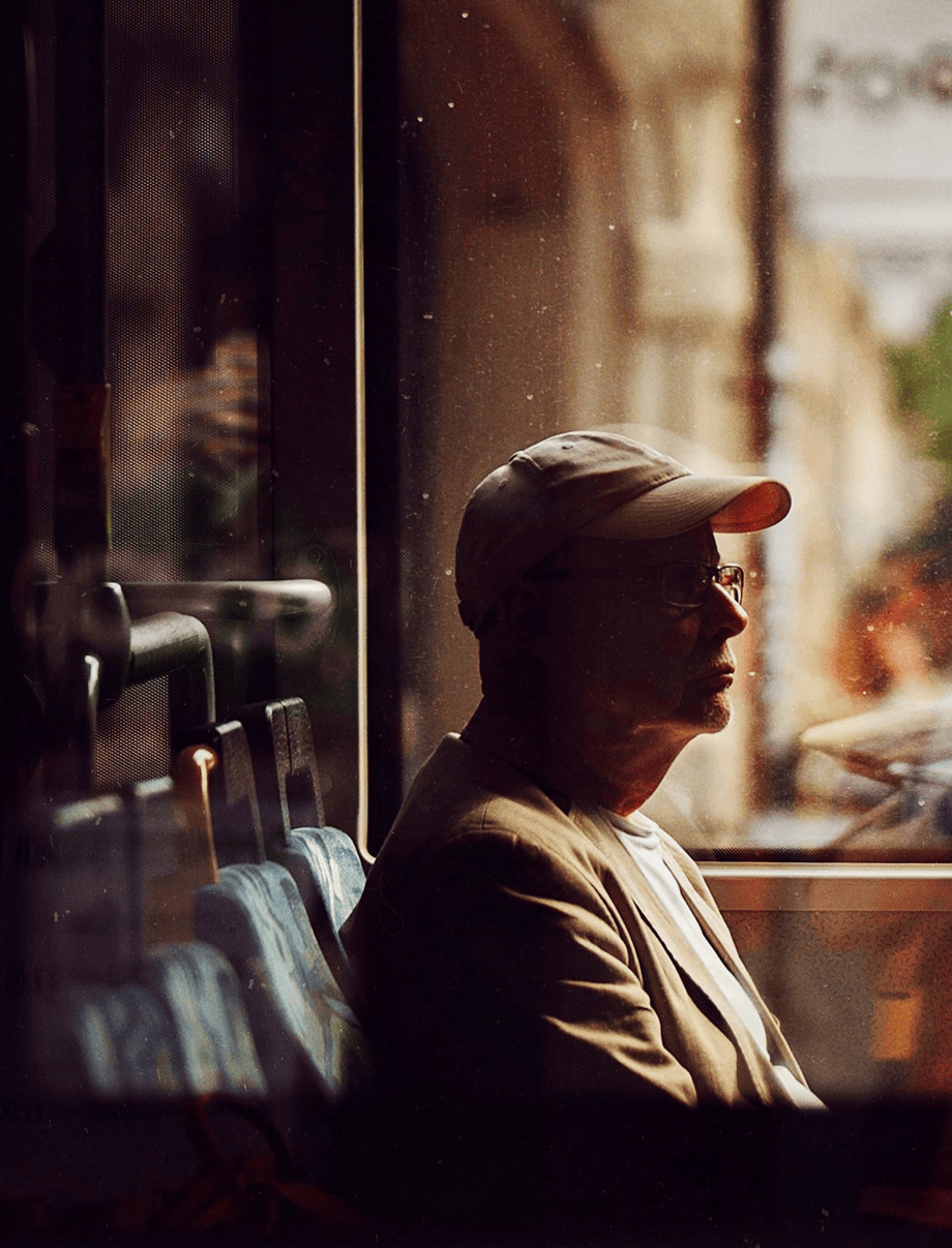 利用玻璃窗创作 | 摄影师Fredrik Axling_斯德哥尔摩