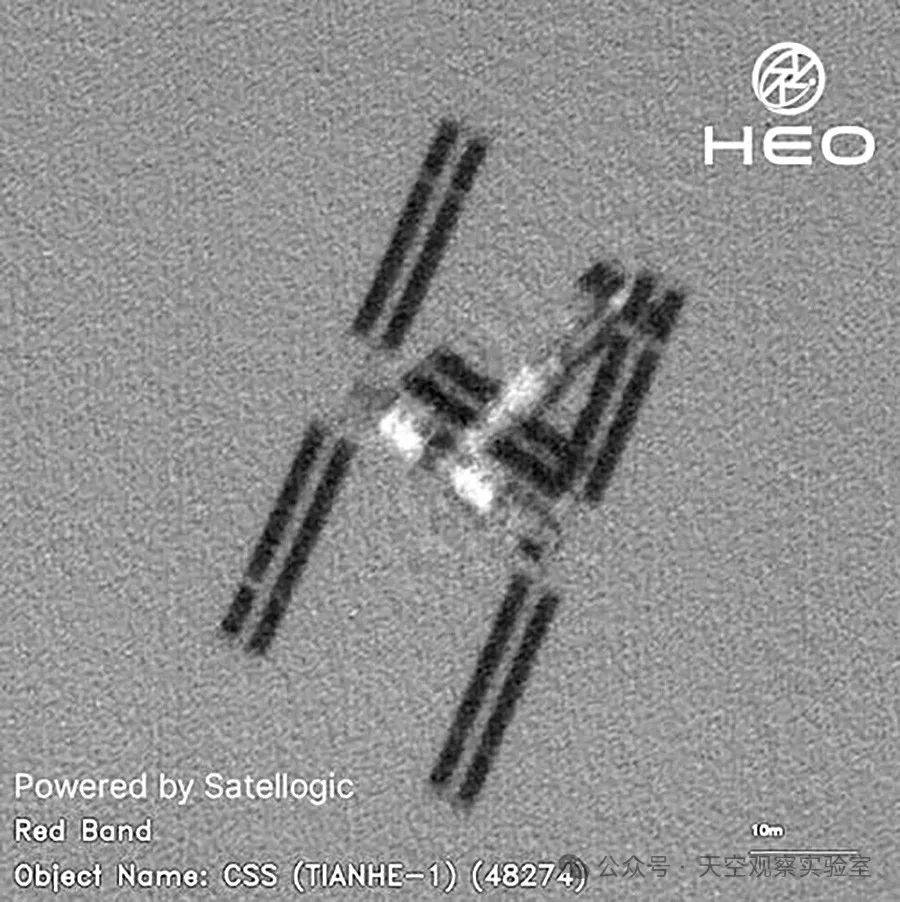 资源三号卫星的太空实景照片——非对地成像(Non-Earth Imaging)获取_遥感_Maxar_图像