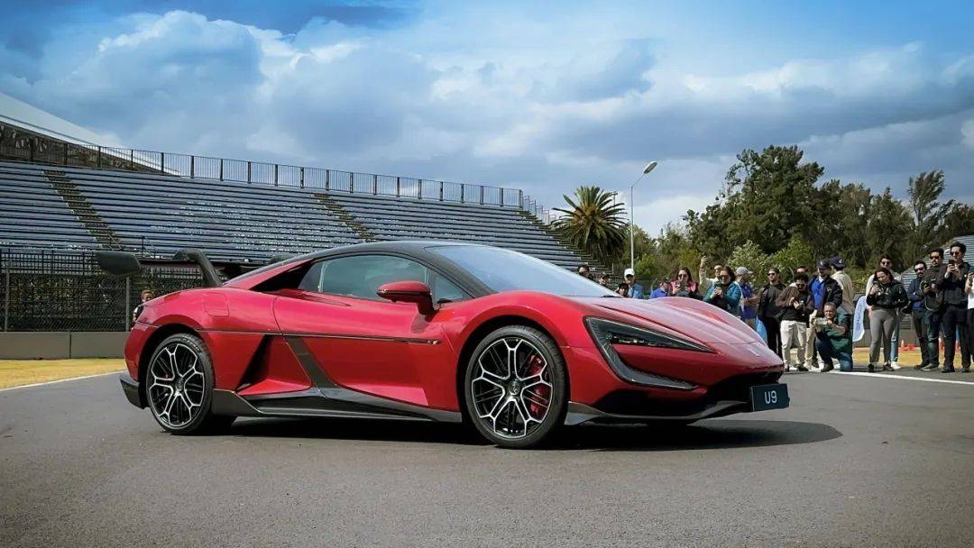 比亚迪海狮07EV在墨西哥Formula E期间发布 仰望U9迎来拉丁美洲首秀_搜狐汽车_搜狐网
