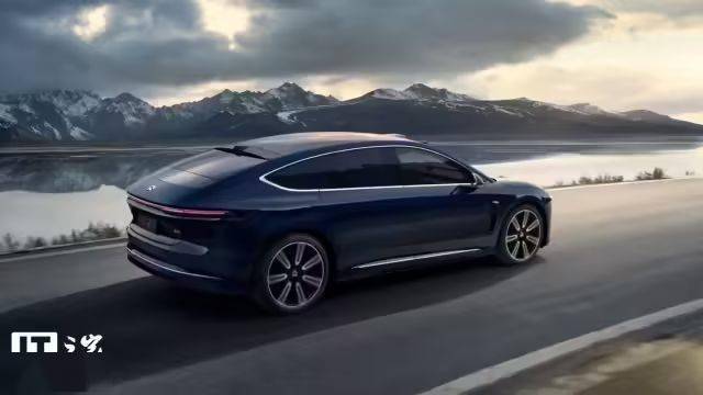 李斌、余承东相聚徽商大会，约好互测蔚来ET9和尊界S800_搜狐汽车_搜狐网