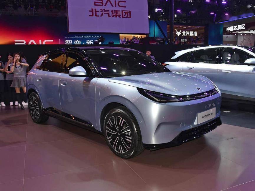 极狐T1：A级车尺寸进军A0级，小车市场迎来“大玩家”_搜狐汽车_搜狐网