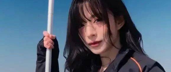 LPL“全神班”IG无缘MSI！BLG连续三年杀入MSI；韩国女团成员现场支持HLE；C罗正式出任2025电竞世界杯全球大使！_Bin_选手_团战