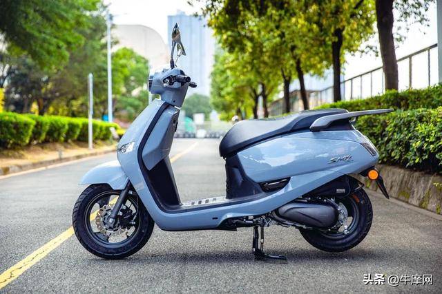 “表里不一”的小家伙 被它装到了 | 豪进SN09静态测评_搜狐汽车_搜狐网