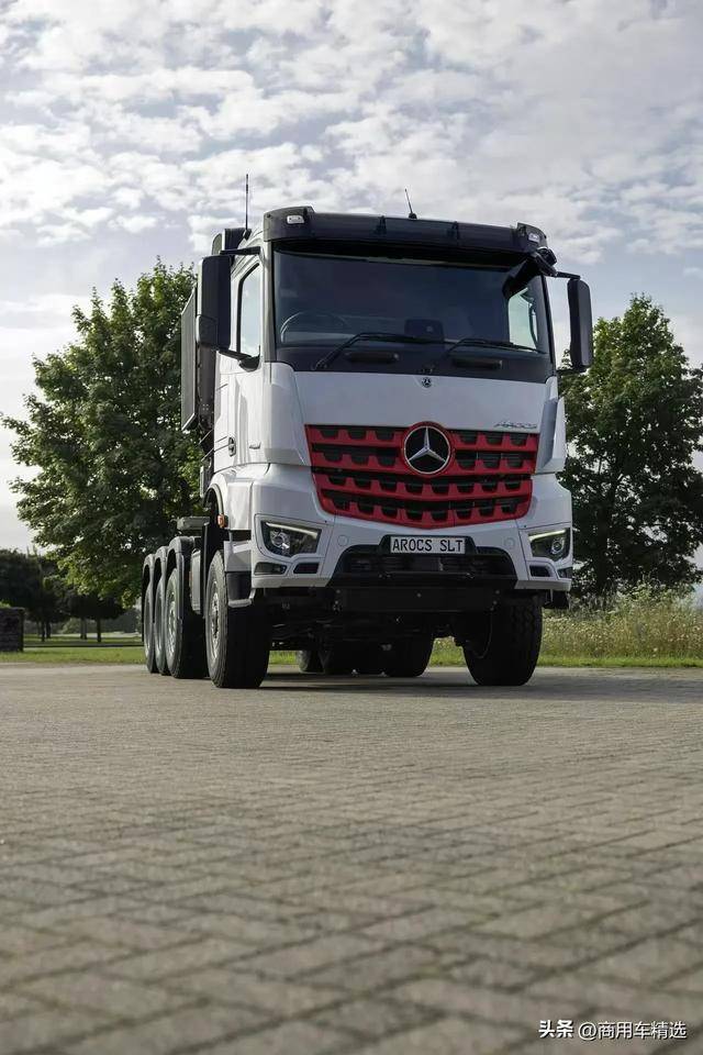 奔驰卡车将在2025日本移动展发布Arocs 4763 8x6 SLT大件牵引车_搜狐汽车_搜狐网