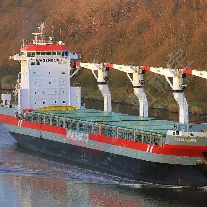 与冰封抢时间！杂货船Thamesborg轮在北极航线搁浅超一个月_海域_阵风_救援