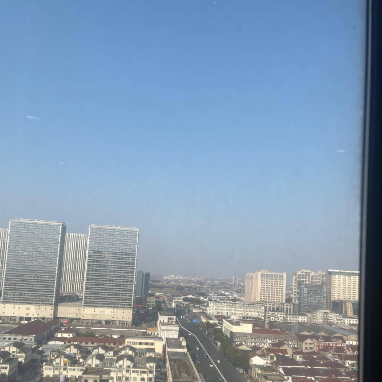 摩尔线程MTT AIBOOK评测：AI开发者的第一台“个人算力站”_模型_推理_数据