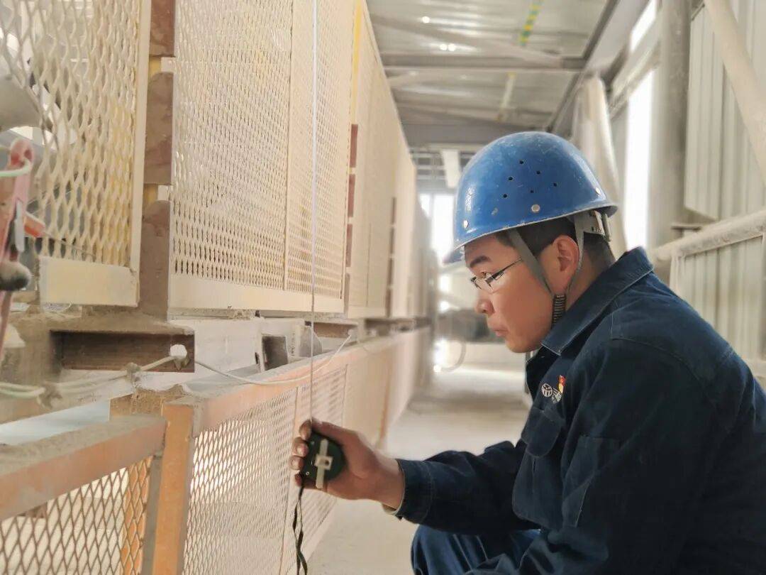 一线风采丨郭晓稳：平凡岗位的“焊”卫者_工作_创新_细节